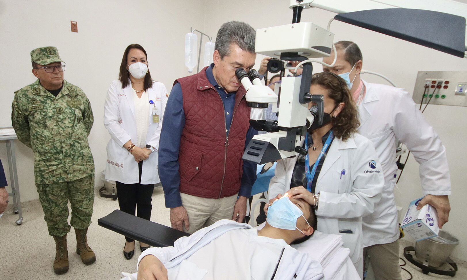 Rutilio Escandón entrega equipo médico para fortalecer acciones contra ...